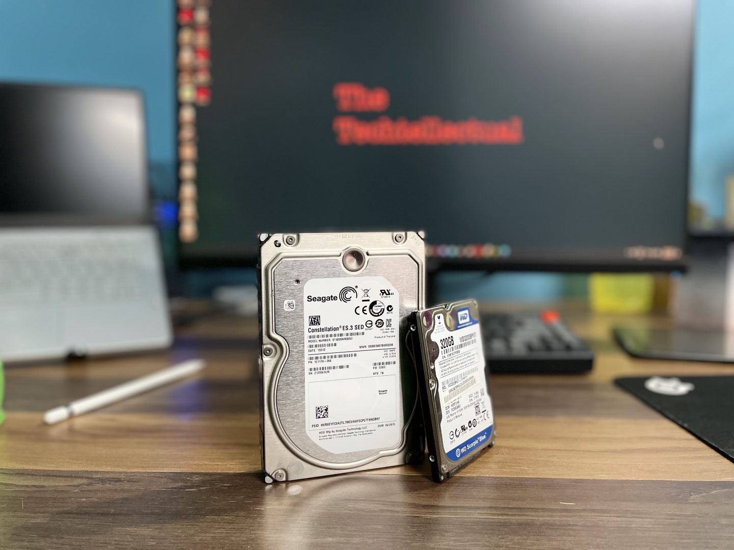 How to power a SATA hard drive externally - The Techtellectual